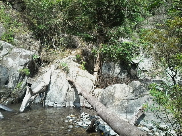 Bouldering the Rocky Falls of Oriod River | 1 Nation, 1 Lifetime, 7k107 ...